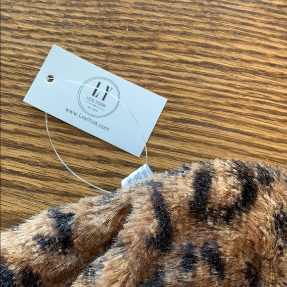 Lexi york | Accessories | Lexi York Leopard Print Scarf | Poshmark